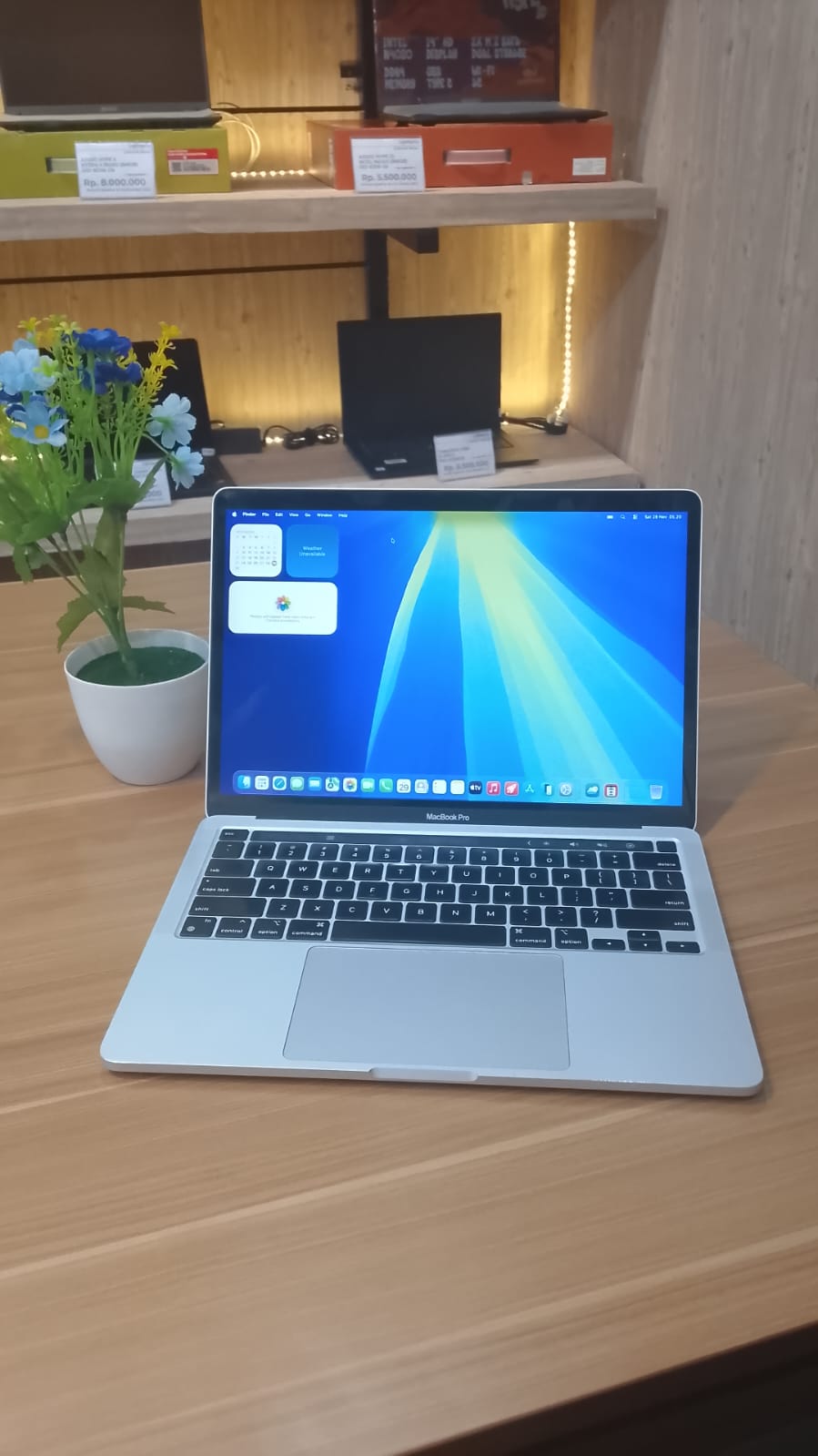 MACBOOK PRO M1 2020 RAM 16/256GB M1 SECOND |LG KEMANGGISAN – Rimas Laptop